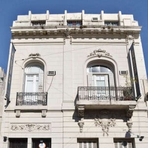 Balcones coloniales — Arkiplus