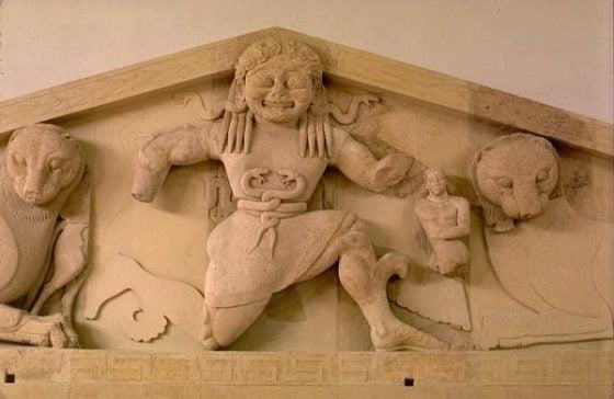 Frontones. Qué son, características, tipos y ejemplos — Arkiplus