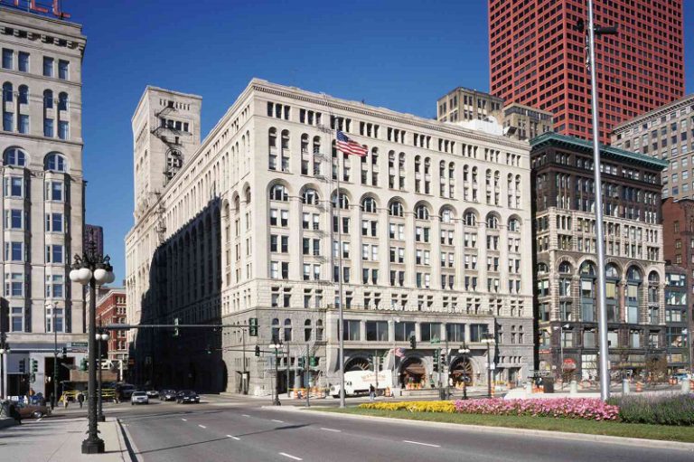 Louis Sullivan. Biografía y obras — Arkiplus